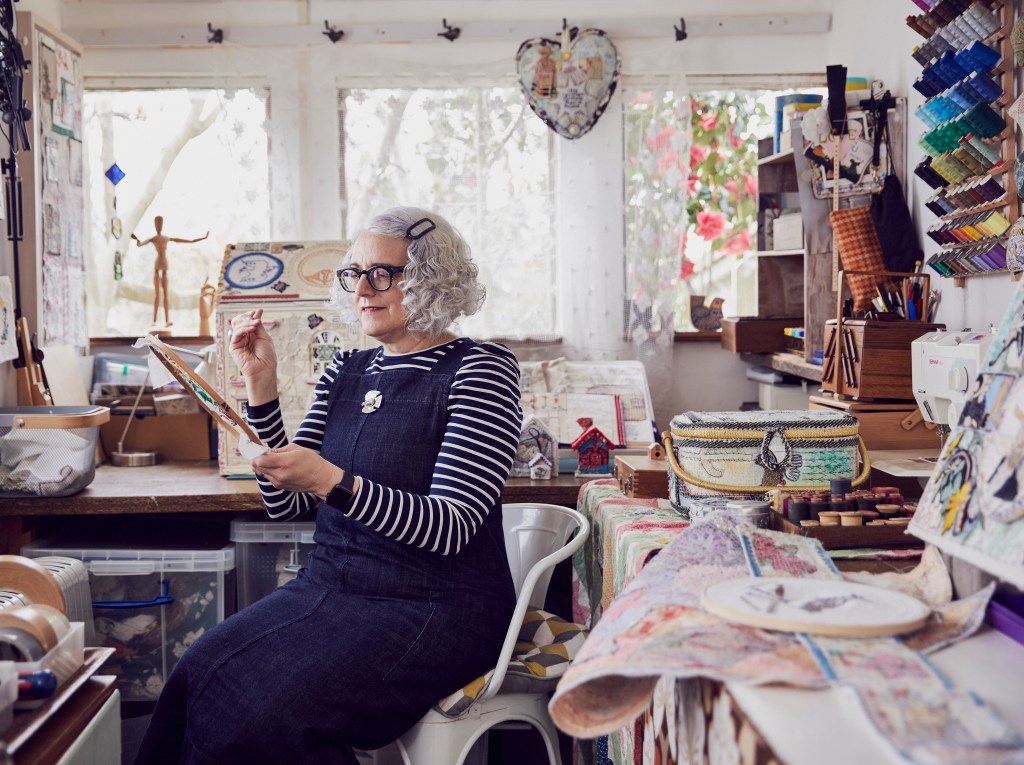 Anne Kelly – Textile Artist and Author